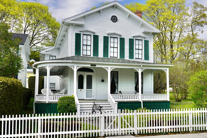 Scenic Mackinac Island: A Self-Guided Cycling Audio Tour - Practical Considerations: Pricing, Duration, and What to Expect