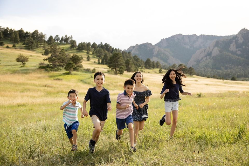 Scenic Mountain Photoshoot in Boulder, Colorado - Key Points
