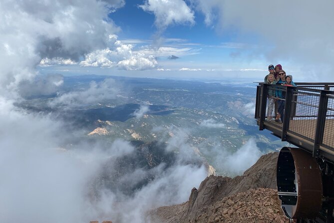 Scenic Tour of the Pikes Peak Highway - Analyzing the Experience: What Travelers Love