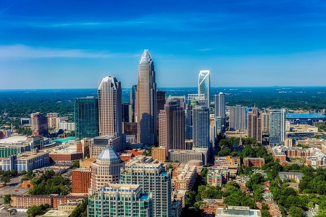 Sedan Departure from Charlotte to Charlotte Douglas Airport CLT - The Experience from Travelers’ Perspectives