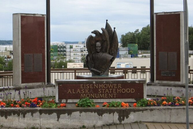 Self-Guided Anchorage Scavenger Hunt: Mushing Through Anchorage - Who Will Love This Tour?