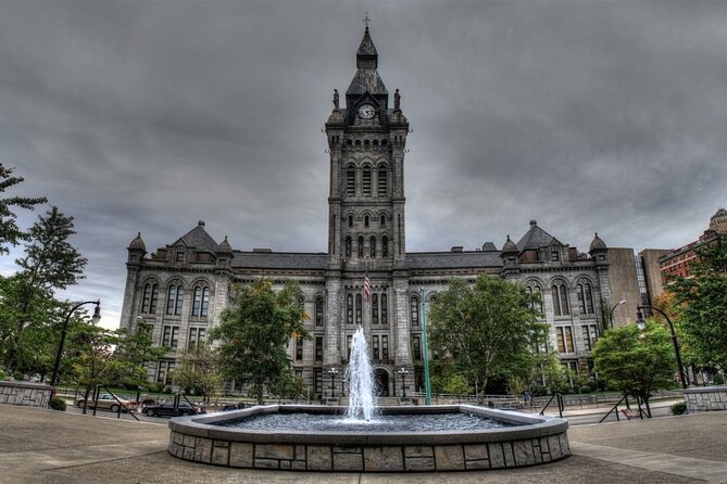 Self-Guided Buffalo Scavenger Hunt: Roaming Buffalo - What You Can Expect from Your Buffalo Adventure