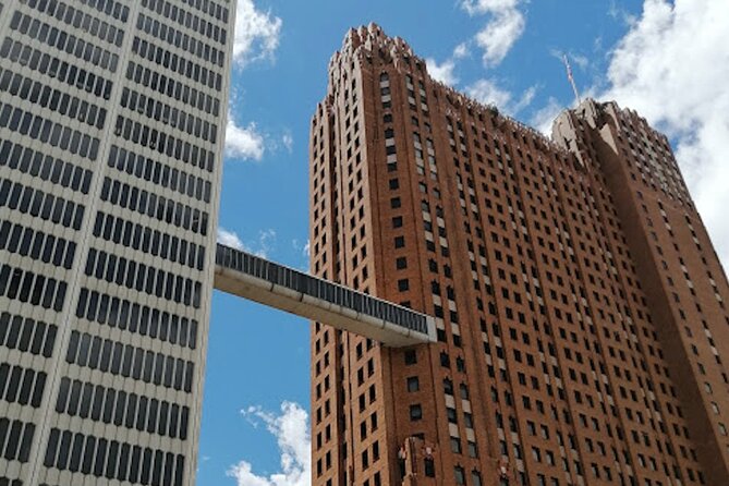Self Guided Detroit's Spirit and History Solo Walking Tour - Stop 4: Penobscot Building