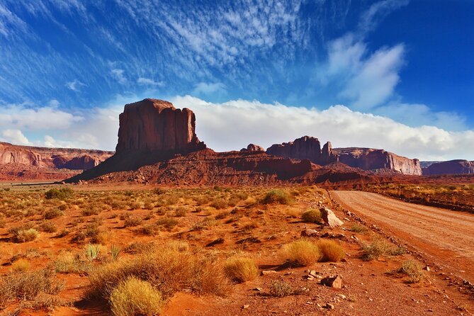 Self Guided Driving Audio Tour of Monument Valley - What Makes the Tour Special?
