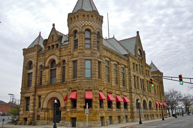 Self-Guided Fort Wayne Scavenger Hunt: Fun With Fort Wayne - Key Points