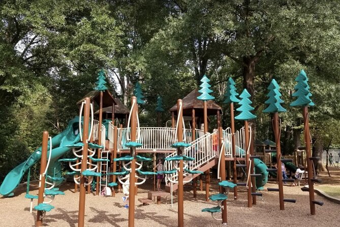 Self-Guided Huntersville Scavenger Hunt: Happy Huntersville - Key Points