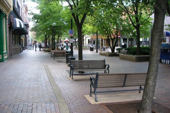 Self-Guided Iowa Scavenger Hunt: City of Literature - Authentic Insights from Reviews