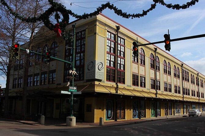 Self-Guided Lafayette Scavenger Hunt: Lafayette In Full Bloom - Whats Included and Whats Not?