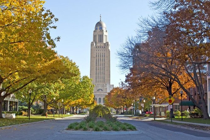 Self-Guided Lincoln Scavenger Hunt: Capitol to Campus! - Key Points