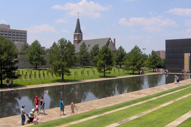 Self-Guided Oklahoma City Scavenger Hunt: Wild Western Art - The Sum Up