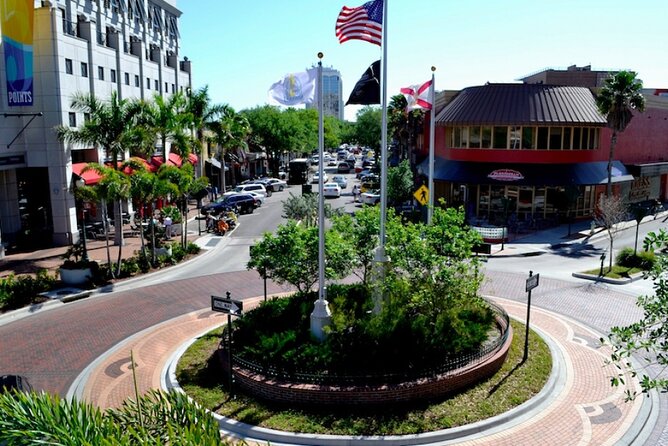 Self-Guided Sarasota Scavenger Hunt: Sarasota Spectacles - Key Points