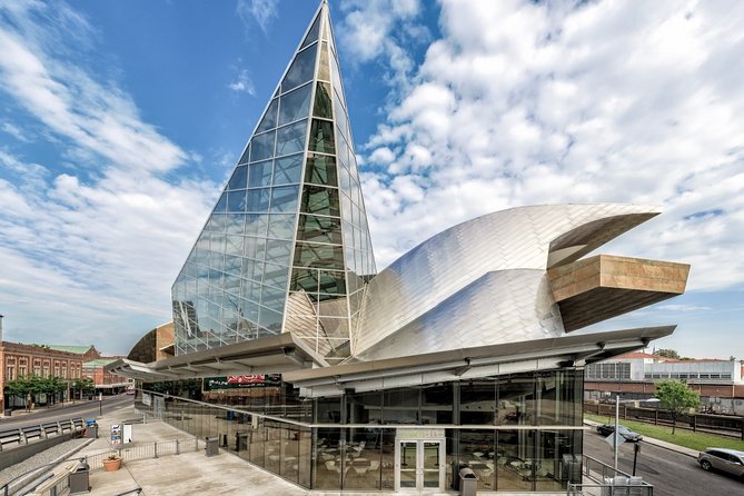 Self-Guided Scavenger Hunt: A Big Lick Of Roanoke - Exploring the Details: What You Can Expect