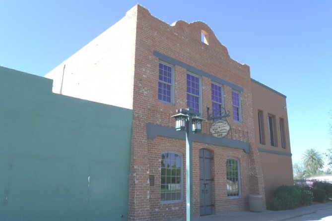 Self-Guided Scavenger Hunt: Chandler Functional Fun in Old Town! - Who Will Love This Experience?