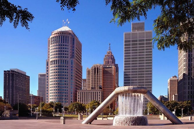 Self-Guided Scavenger Hunt: Detroit Roll Through Motor City - What is the Detroit Roll Through Motor City Experience?