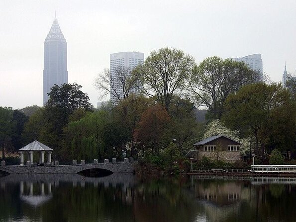 Self-Guided Scavenger Hunt: Finding Peace in Piedmont Park - Key Points