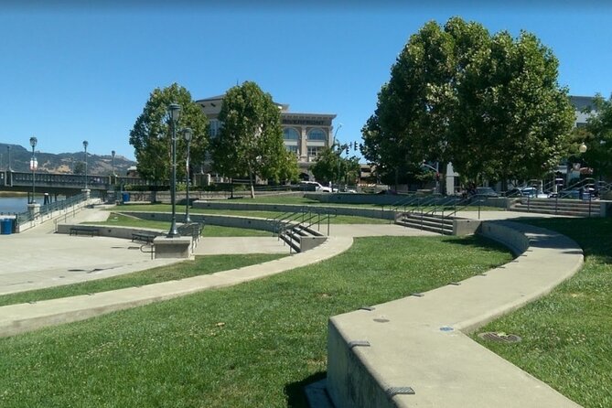 Self-Guided Scavenger Hunt: Napa Reflections - The Sum Up