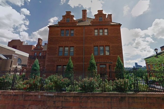 Self-Guided Scavenger Hunt: Pittsburgh's Cultural Side - Key Points