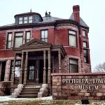 Self-Guided Scavenger Hunt: Rock and Roll Through Sioux Falls - Practical Details and Tips