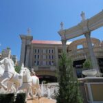 Self-Guided Scavenger Hunt: Roll The Dice In America's Playground - Who Is This Experience Best For?
