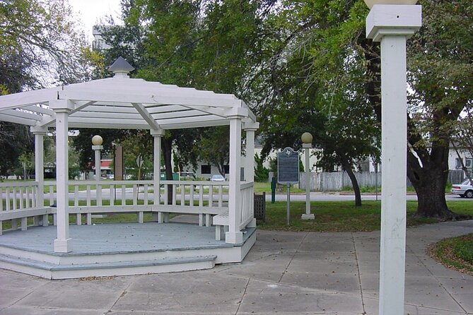 Self Guided Scavenger Hunt: Sparkling City by the Sea - Exploring Corpus Christi on Your Own Terms