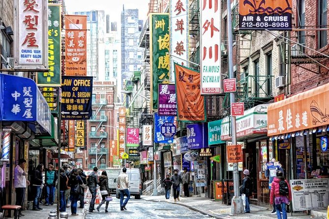 Self-Guided Scavenger Hunt: The Many Lives of Manhattan - Exploring Manhattan’s Hidden Stories with a Self-Guided Scavenger Hunt