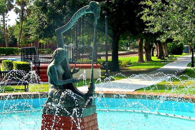 SelfGuided Scavenger Hunt:Feel the Adventure Breeze at WinterPark - What Is the Winter Park Scavenger Hunt?