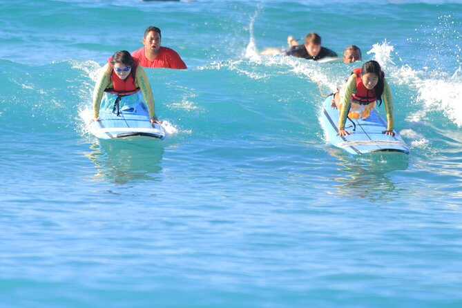 Semi-Private Surf Lesson for 2 or 3 people on Waikiki Beach - The Drawbacks to Consider