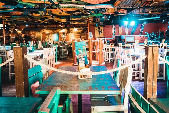 Señor Frogs Lunch / Dinner Package - Why It Works for Different Travelers
