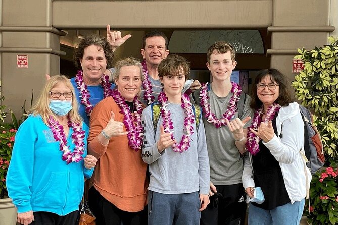 Shared Arrival Transfer from Honolulu Airport to Waikiki Hotels - The Booking and Arrival Process