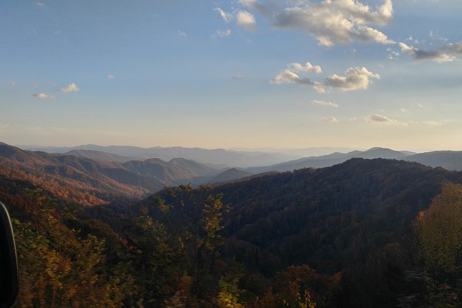 Sights of Smoky Mountains, Real Local History - What to Expect from the Guided Tour