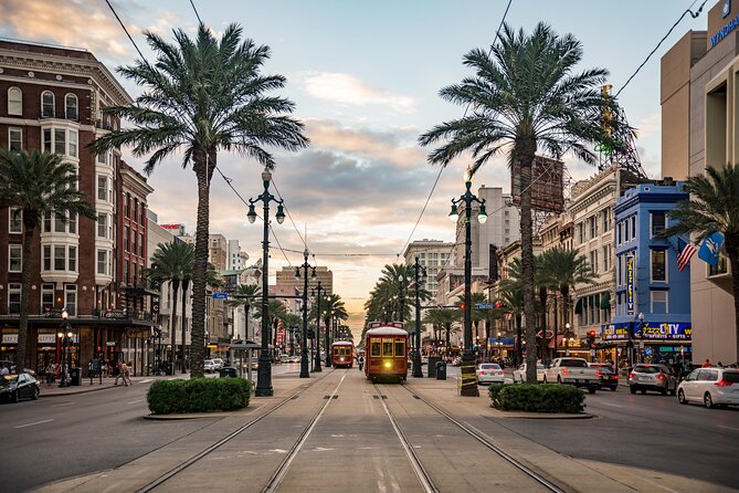 Sin and Tonic Pub Crawl in New Orleans - Practical Details and What to Expect