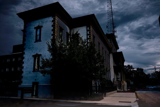 Sixth Sense Savannah Ghost Tour - FAQs