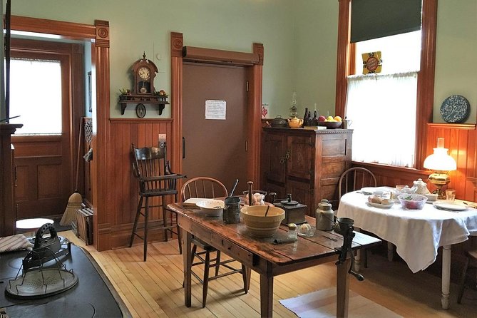 Skip the Line: Public Tour-Adult Admission Ticket (50 mins) - The Sum Up