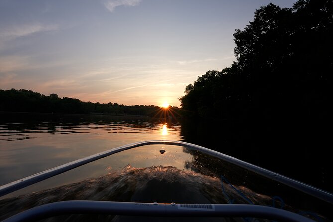 Small Group Clear Kayak Tour of Old Hickory Lake - Who Would Love This Tour?