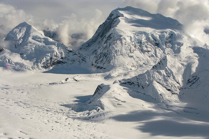 Small-Group Flight Denali National Park Tour with Guided Hike - Who Is This Tour Best Suited For?