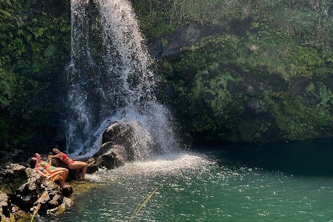 Small Group Full Day Road to Hana Adventure - Exploring the Road to Hana: An In-Depth Review of the Small Group Full Day Adventure