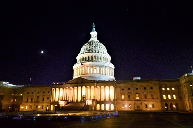 Small Group National Mall Night Tour with 10 Top Attractions - The Experience: What to Expect