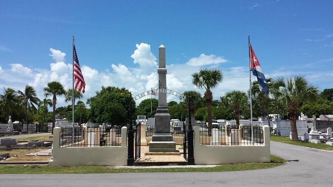 Small-group private Key West tour with expert guide - Key Points