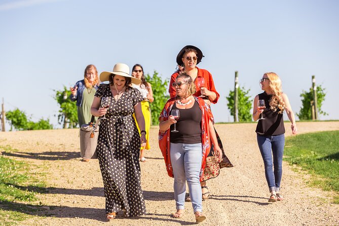 Small-Group Vineyard and Orchard Tour with Wine Tasting in Muscoda - Who Should Consider This Tour?