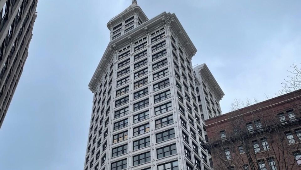 Smith Tower: Observatory Access Ticket - Who Will Love This Experience?