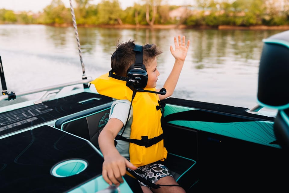 Smoky Mountain Thrilling Helicopter and Jet Boat Tour - FAQ