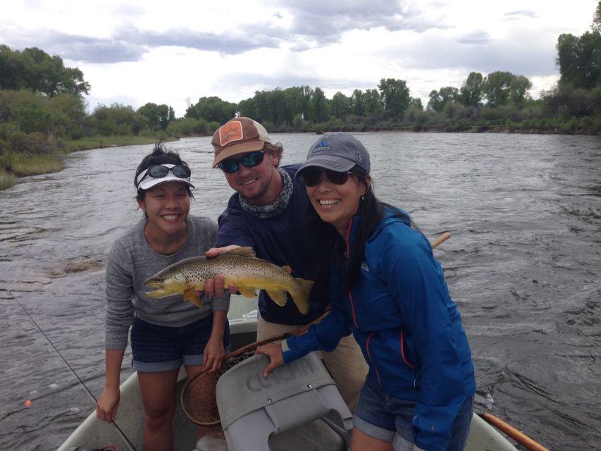 Snake River Full-Day Group Fishing Trip - An In-Depth Look at the Snake River Full-Day Group Fishing Trip