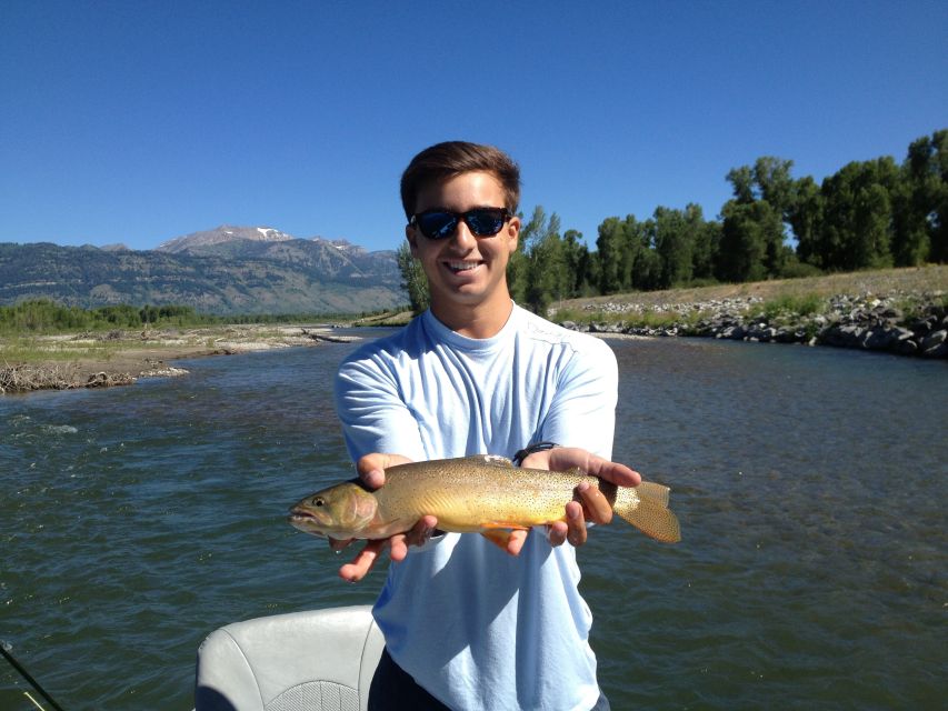 Snake River FullDay Group Fishing Trip - Practical Details