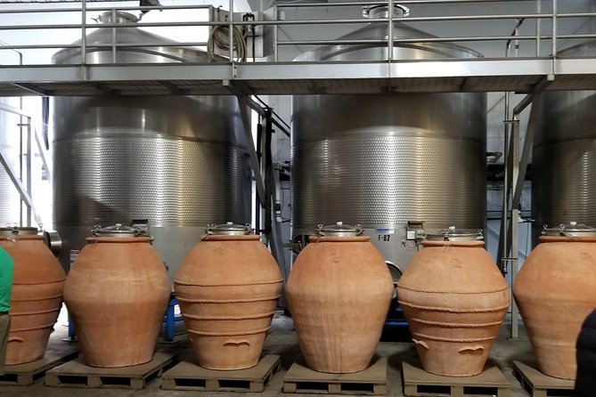 Sonoma Wine Tour with 2 Tastings Included Small-Group Half Day - FAQs