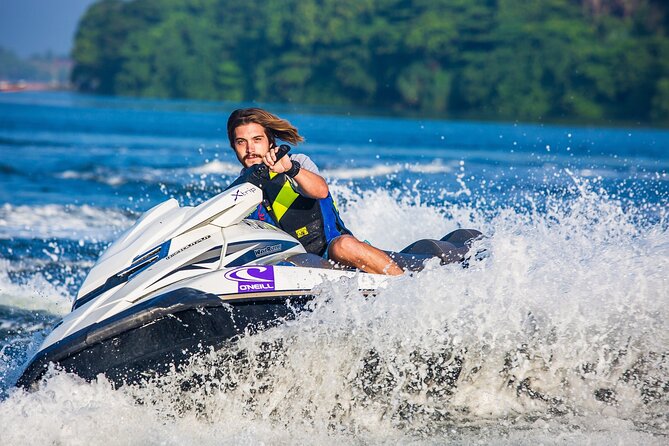 South Beach Jet Ski Rental departs Bayside Marketplace - Key Points