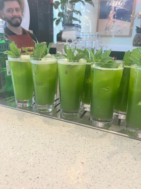 South Beach Miami Beach: Cocktails and Bites Tour - The Venue Hopping: Diverse Places with Unique Flavors