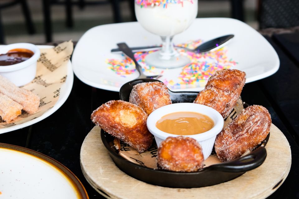 South Beach Sweets Tour: Donuts, Pastelitos, and Patisseries - An In-Depth Look at the South Beach Sweets Tour