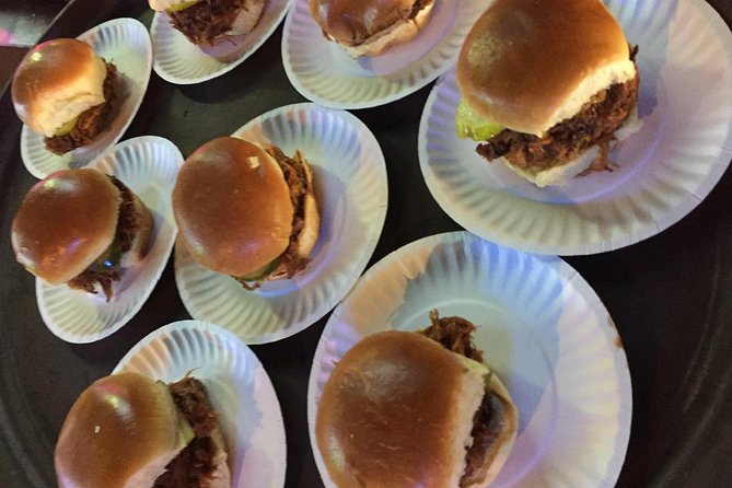 Southern Flavors Food, Pub Crawl, and History Walking Tour - An In-Depth Look at the Tour Experience