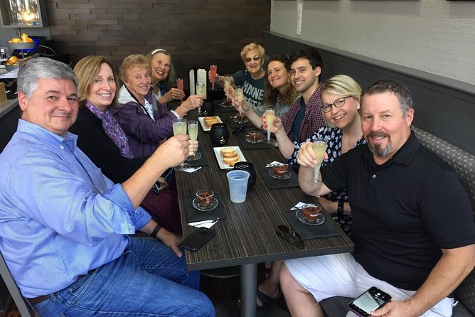 Southern Flavors Food, Pub Crawl, and History Walking Tour - Why This Tour Is a Great Fit