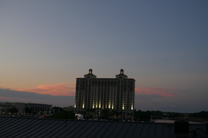 Spirits of Savannah Private Guided Walking Tour - Transportation, Timing, and Group Experience